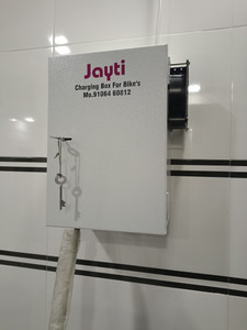 jayti Ola S1/S1 Pro Charging Box With Attached Fan 6 A Bike Mobile Charger Price in India - Buy ...