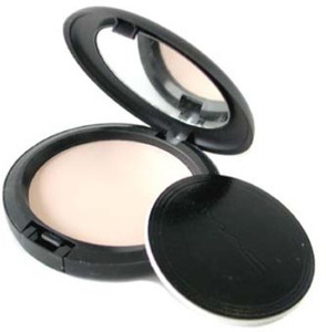 M.A.C Select Sheer Pressed Powder Compact - Price in India, Buy M.A.C ...