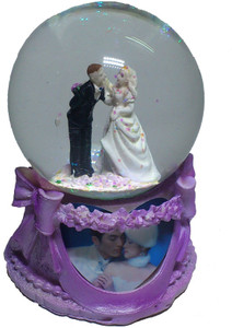 De BlueMix Musical Revolving Dancing Couple Figurine Gift Glass Globe ...