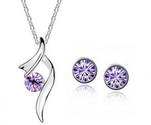 Ruvee Metal Platinum Purple Jewellery Set Price in India - Buy Ruvee ...