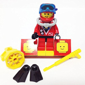 Genrc MinifigurePacks: Lego Town "DIVER" with Underwater Scooter/Scuba ...