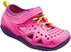 CROCS Girls Velcro Clogs Price in India - Buy CROCS Girls Velcro Clogs ...