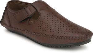 Cyro Men Casual - Buy Cyro Men Casual Online at Best Price - Shop ...