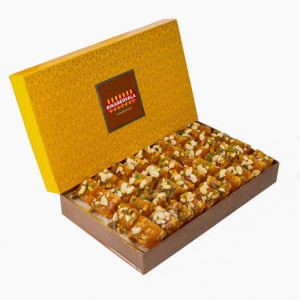 Bikanervala Karachi Halwa(800 grams) Festive Gift Box Price in India ...