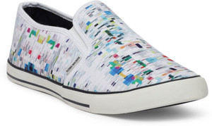 FLYING MACHINE Canvas Shoes For Men - Buy FLYING MACHINE Canvas Shoes ...