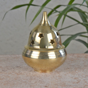 StyleMyWay Covered Brass Akhand Jyoti Diya for Pooja (180 gm , LxBxH ...