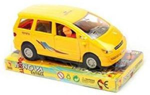 Shinsei Toyota Innova Miniature Scaled Models (Multicolor) - Toyota ...