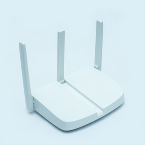 Syrotech MW305R(V2) 300Mbps Wireless N Router (White) Router 2.4 GHz ...