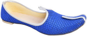 SAAHI Mojaris For Men - Buy SAAHI Mojaris For Men Online at Best Price ...