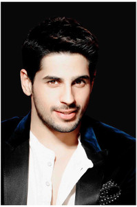 Sidharth Malhotra Wall Poster | Poster For Wall Decoration | Bollywood ...