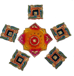 decocraft Combo Diya Set Of 5 Small Swastik Shape Diya + 1 Large Diya ...