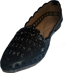 Kutsu Collections Bellies For Women - Buy Kutsu Collections Bellies For ...