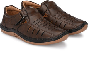 Rising Wolf Men Sandals - Buy Rising Wolf Men Sandals Online at Best ...