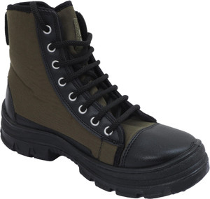 Lakhani Vardaan pace Boots For Men - Buy Lakhani Vardaan pace Boots For ...