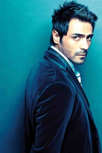 Arjun Rampal Sticker Poster|Bollywood Actor Wall Poster|Decorative Wall ...