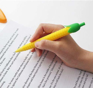 Flipkart.com | AADCART Corn and Carrot Shaped Vegetable Design lid ...