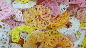 V MART Fryums Tasty Sago Jalebi Ready to Fry Tasty Homemade 3D Fryums ...