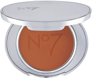 No7 Lift & Luminate Triple Action Translucent Finishing Pressed Powder ...