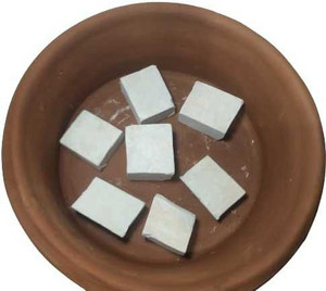Brighty 1 kg white slate cubes Billards Chalk box Price in India - Buy ...