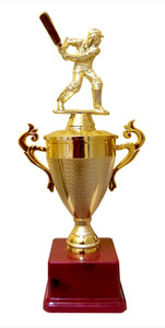 Be Win BEST BATSMAN AWARD TROPHY / GOLDEN BATSMAN AWARD TROPHY / BEST ...