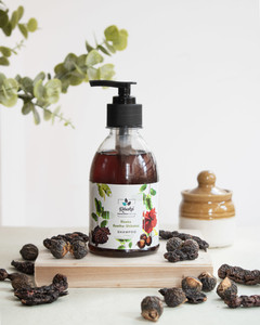 Risaka Reetha Shikakai Shampoo 225ml in attractive Dispenser Bottle ...