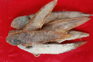 fresh aroma Dry Fish- Sole Fish/Manthal /Nangu-350gm-Naaku Meen/Sohr ...
