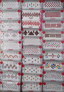 Sudha Attractive Design Stone Bindi Pack of 28 Designs Forehead ...