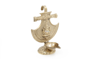 MOZO HUB Brass Golden Pankha Ganesha stand/ hanging Pooja Diya 17 cm ...