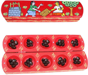 Ancient Living Vamana Guntalu / Pallanghuzi/ Mancala wooden board game ...