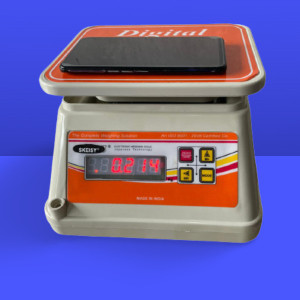 Yuvex RIVOX-TECH DOUBLE DISPLAY WEIGHT MACHINE 30Kg x 1g (10mG) Digital ...