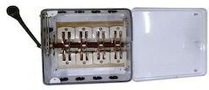 MME 32-Amps 415 Volts, 4 Pole Change over Switches (White) change over ...