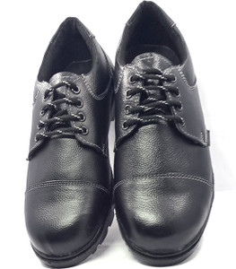 Welcon Steel Toe Leather Safety Shoe Price in India - Buy Welcon Steel ...