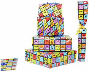 ThemeHouseParty Disney Character Gift Wrap Paper with Smiley Emoji Gift ...