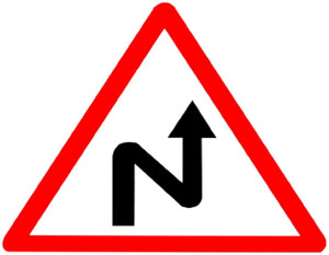 Ladwa Right Reverse Bend Cautionary Retro Reflective Road Signage - 600 ...