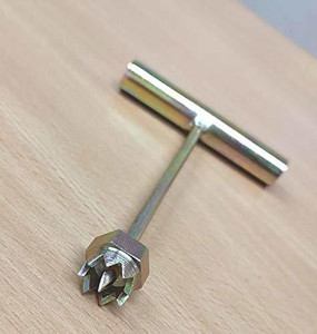 automat 16mm Metal Drill Tool Netafilm Type for Drip Irrigation Pipe ...