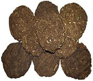 Earth Angels Desi Cow Dunk Cake /Upla -Set Of 15 piece (Large ) Price ...