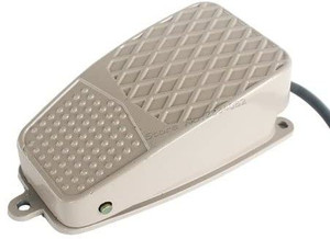 MME 220V 10A NO NC Antislip Metal Momentary Power Foot Pedal 5 A One ...