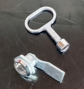 NR TRDERS Panel Lock Socket Key Male Threaded (1 Set ) Triangle Shape ...