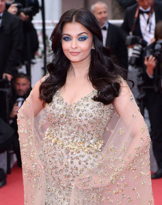 Aishwarya Rai Bachchan Poster MultiColor PhotoPaper Print 12 inch X 18 ...