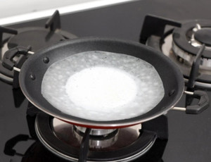 HM EVOTEK Patri Pan 22 cm diameter with Lid 1 L capacity Price in India ...