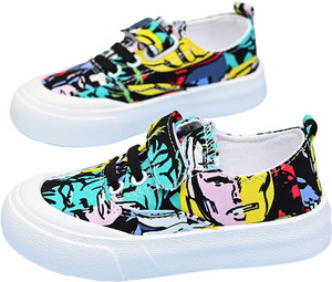 Hopscotch Girls Velcro Sneakers Price in India - Buy Hopscotch Girls ...