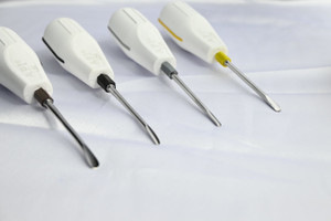 API LUXATOR SET OF 4 Dental Elevator Price in India - Buy API LUXATOR ...