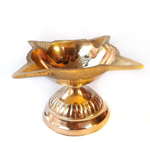 ssb 4 Mukhi Diya for Pooja| Pure Brass Four Mukhi Diya | Table Diya ...