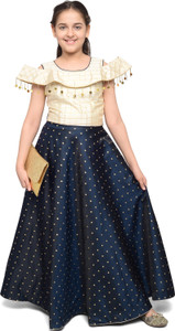 Knradhe creat Straight Gown Price in India - Buy Knradhe creat Straight ...