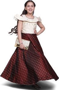 Knradhe creat Straight Gown Price in India - Buy Knradhe creat Straight ...