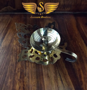 Saanwara Creations Leaf Oil Diya for Traditional Home Office Mandir ...