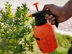 TRENDBIT 11 Garden Spray Pressure Bottle Manual Sprayer 2 L Hand Held ...