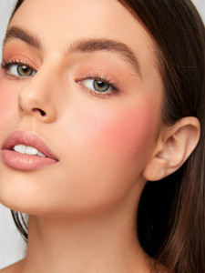 AGLEY BEST AND NEW BRIGHT MATTE PRESSED PACK OF 1 - Price in India, Buy ...