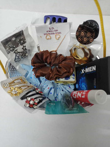 Happy Basket By Simran Makeup Gift Hamper For Ladies, Girls, Birthday ...