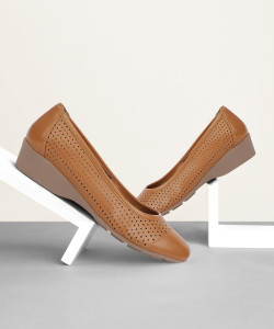 Bata DANZA Bellies For Women - Buy Bata DANZA Bellies For Women Online ...